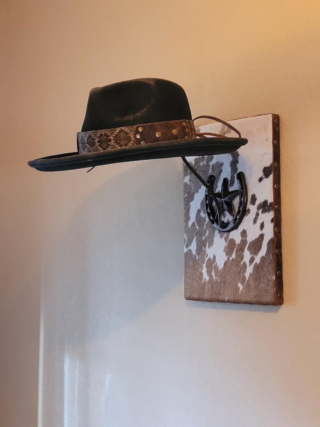 Beautiful Genuine Spotted Cowhide Hat Hanger -- Cowboy Western Fedora ...