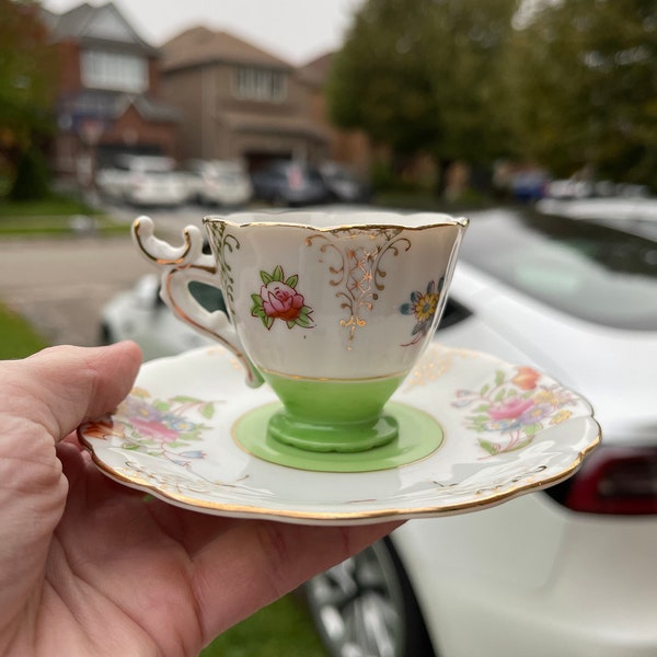 Footed Tea Cups - Etsy