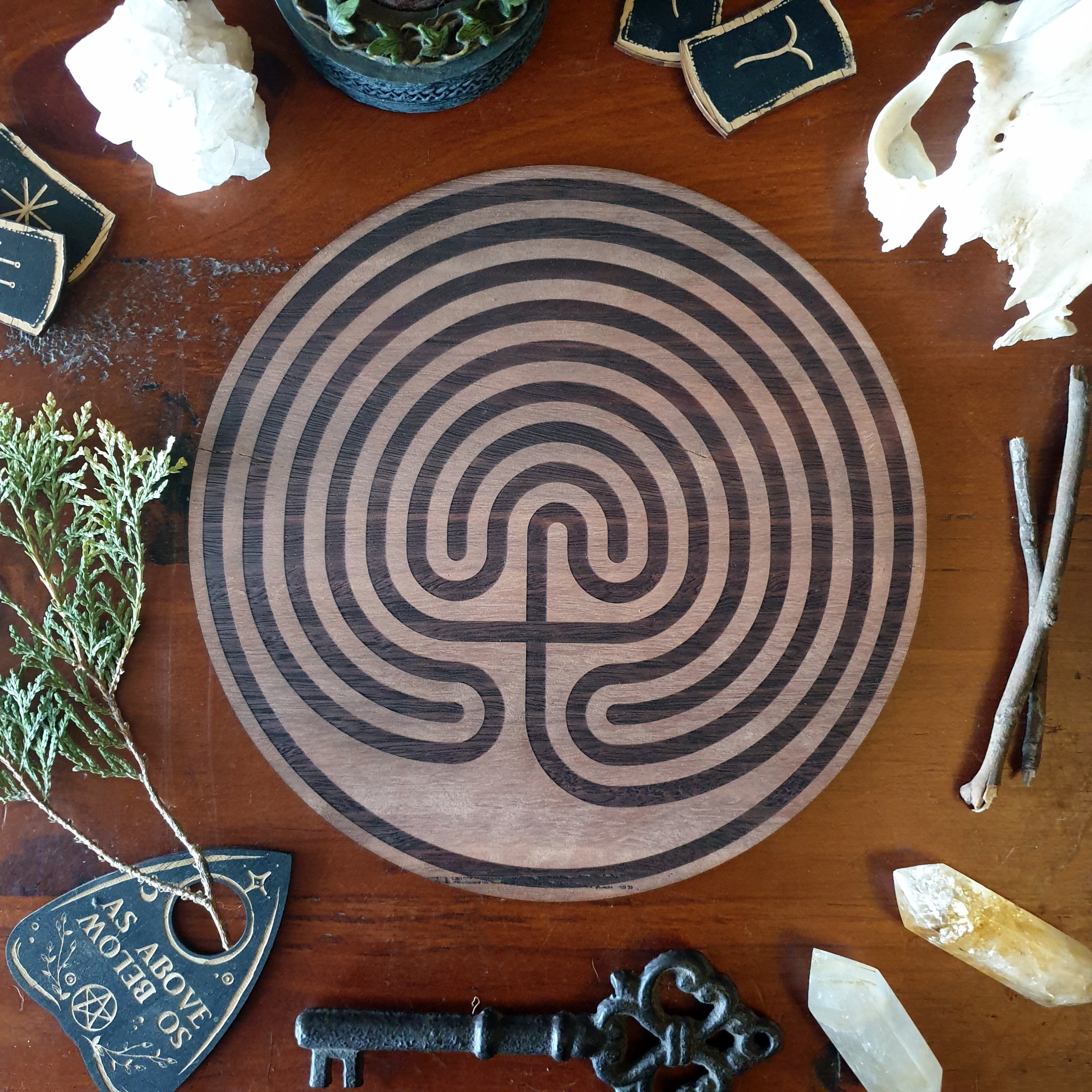 Hekate's Labyrinth // Finger Labyrinth Tile // Magickal - Etsy Australia