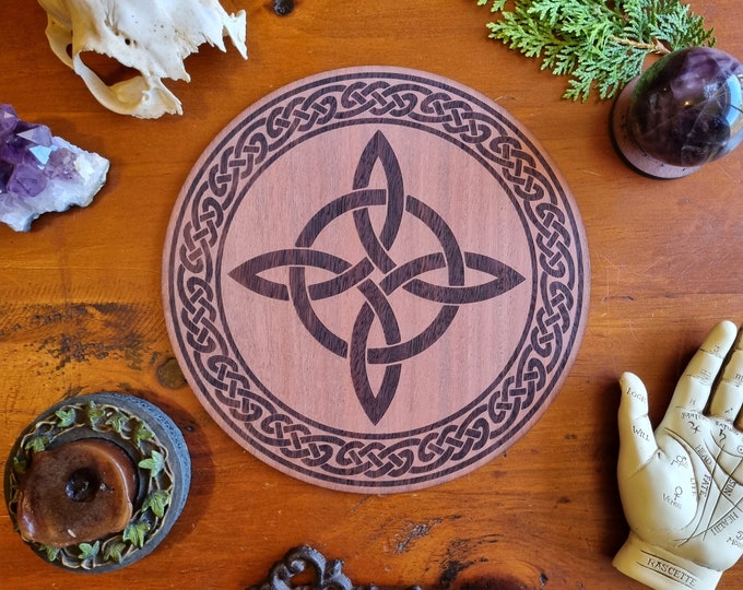 Witch's Knot // Protection Knot Tile // Magickal Decor - Etsy