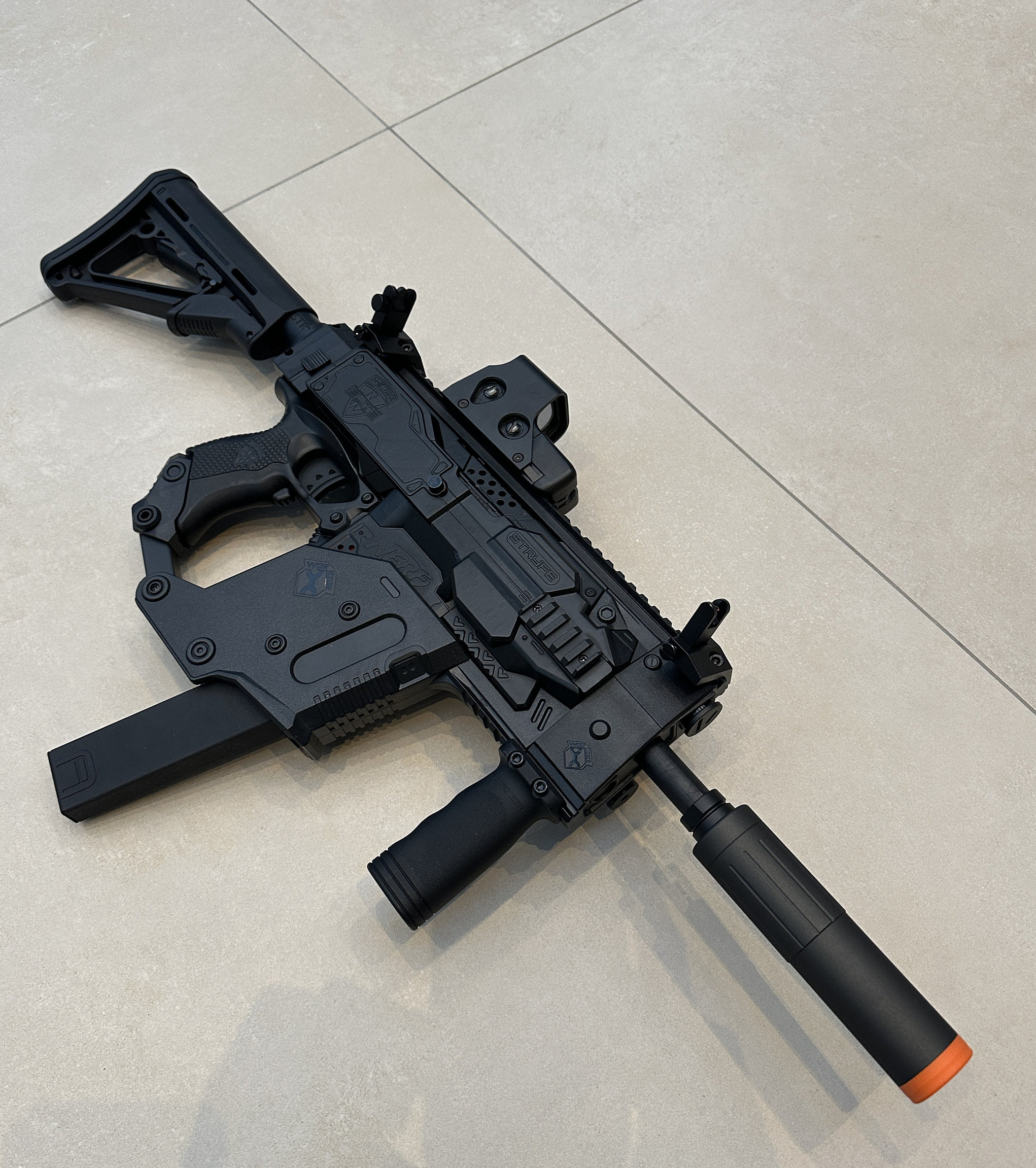 Nerf Stryfe Customs / KRISS Vector PEQ-15 Laser Holo & 45 Degrees ...