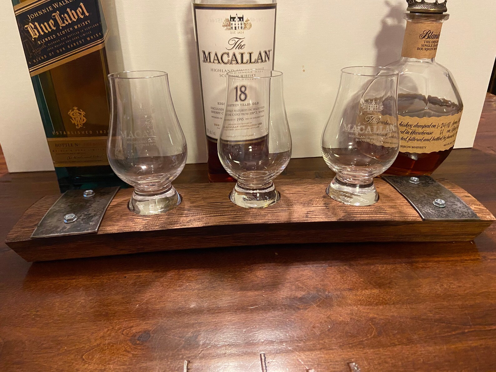 Personalized Whiskey Tasting Flight Board 3 or 4 Glencairn - Etsy