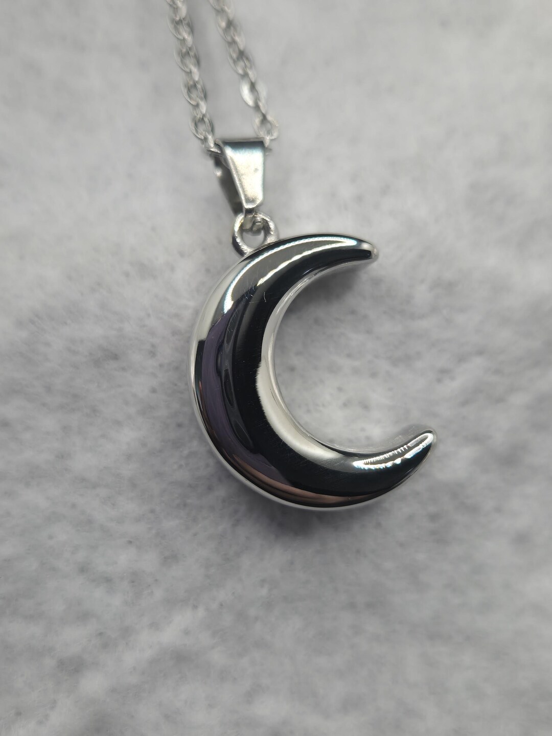 Crescent Moon Memorial Cremation Ashes Urn Pendant Necklace - Etsy