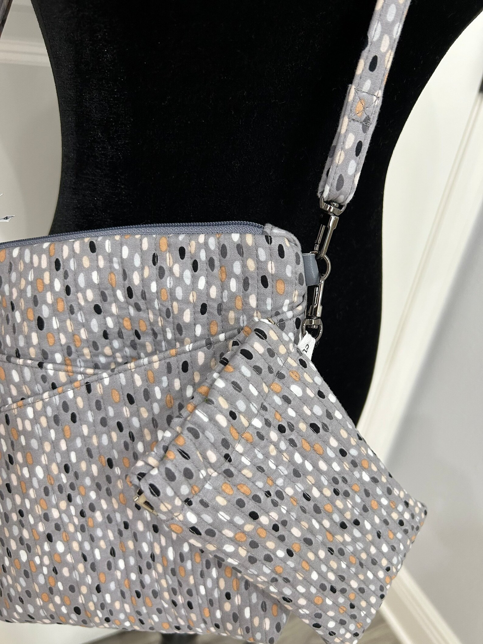 Quilted Sunglasses Case With Flex-frame Closure - Etsy