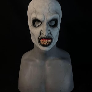 Máscara Silicona Valak Con Dientes. La Monja. El Conjuro - Etsy
