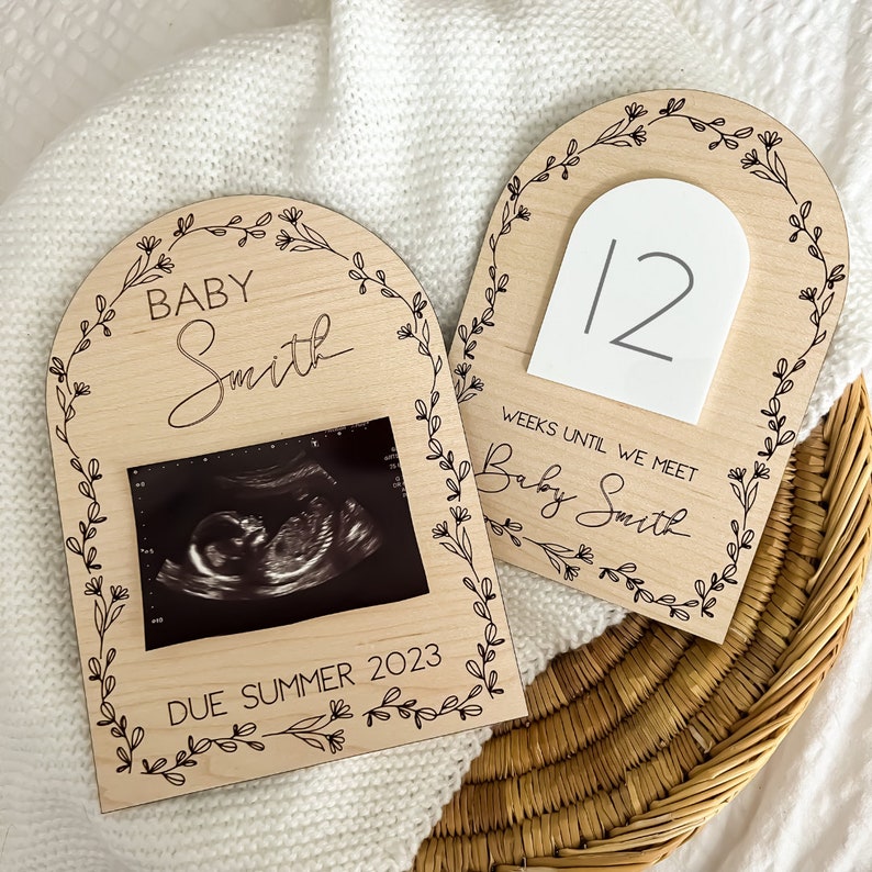 Personalised Pregnancy Announcement Sign, Wooden Pregnancy Sign ...