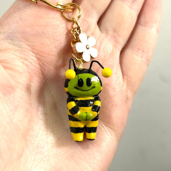 Bumble Bee Keychain - Etsy