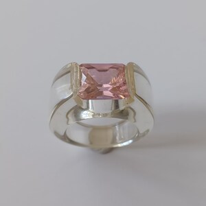 Vintage Clear Perspex Ring Set With Glittering Pink Gemstone - Etsy