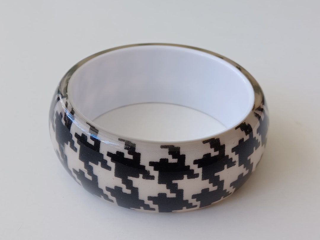 Black and White Houndstooth Perspex Bangle - Etsy