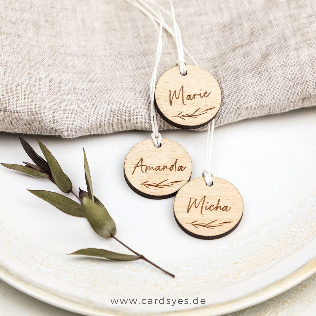 Wooden Pendants With Names for Gifts - Etsy