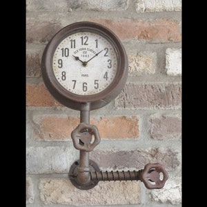 Vintage Industrial Retro Style Pipe Wall Clock Steampunk in Rustic ...