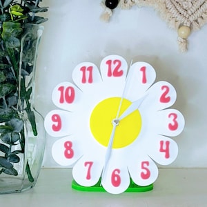 Retro Vintage 1970s Inspired Daisy Desk Clock Funky Desk Clock Retro ...