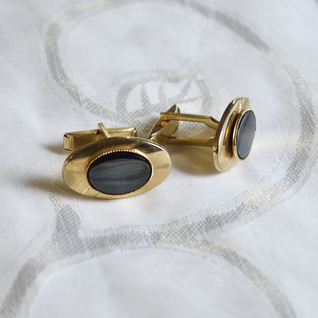 Vintage Late 1950s/early 1960s Cuff Links - Bezel-set Natural Onyx ...