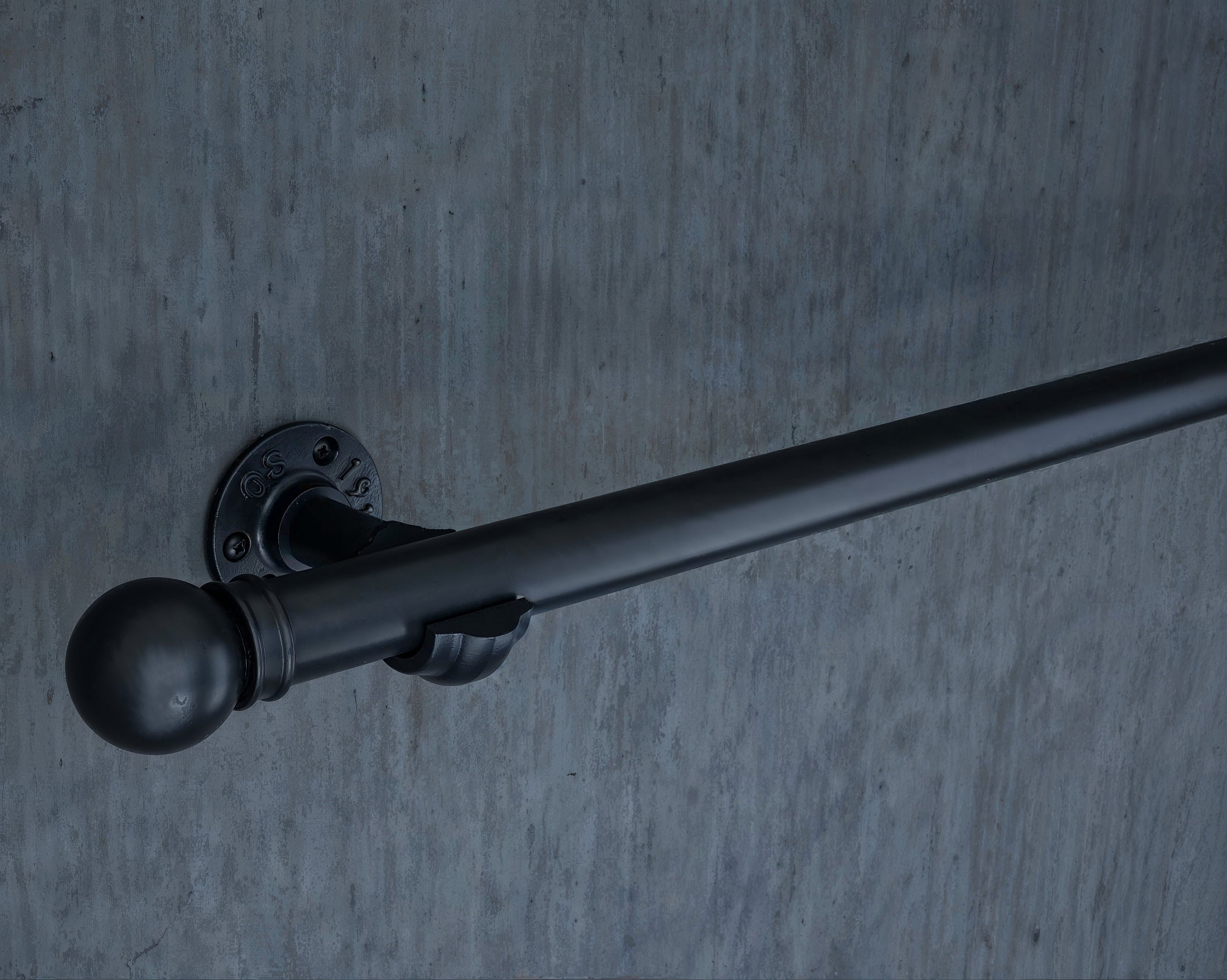 Black Metal Curtain Rail Wrought Iron Wall Mounted Vintage Curtain Rod ...