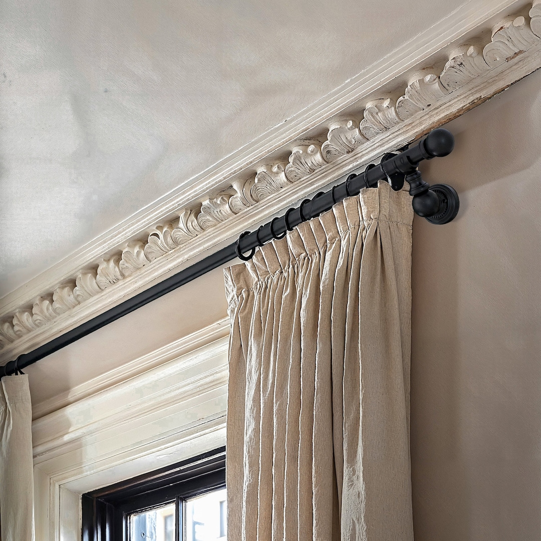 Black Metal Curtain Rail Wrought Iron Wall Mounted Vintage Curtain Rod ...