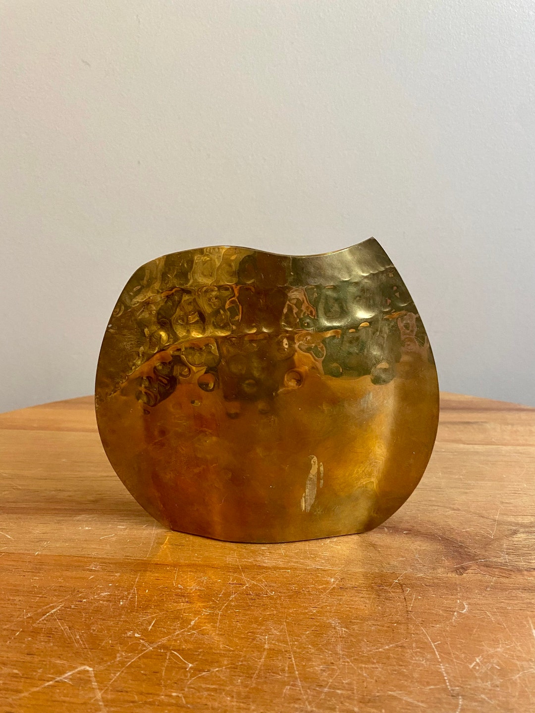 Vintage Fairthorne Studios Small Brass Vase // Hammered Brass - Etsy
