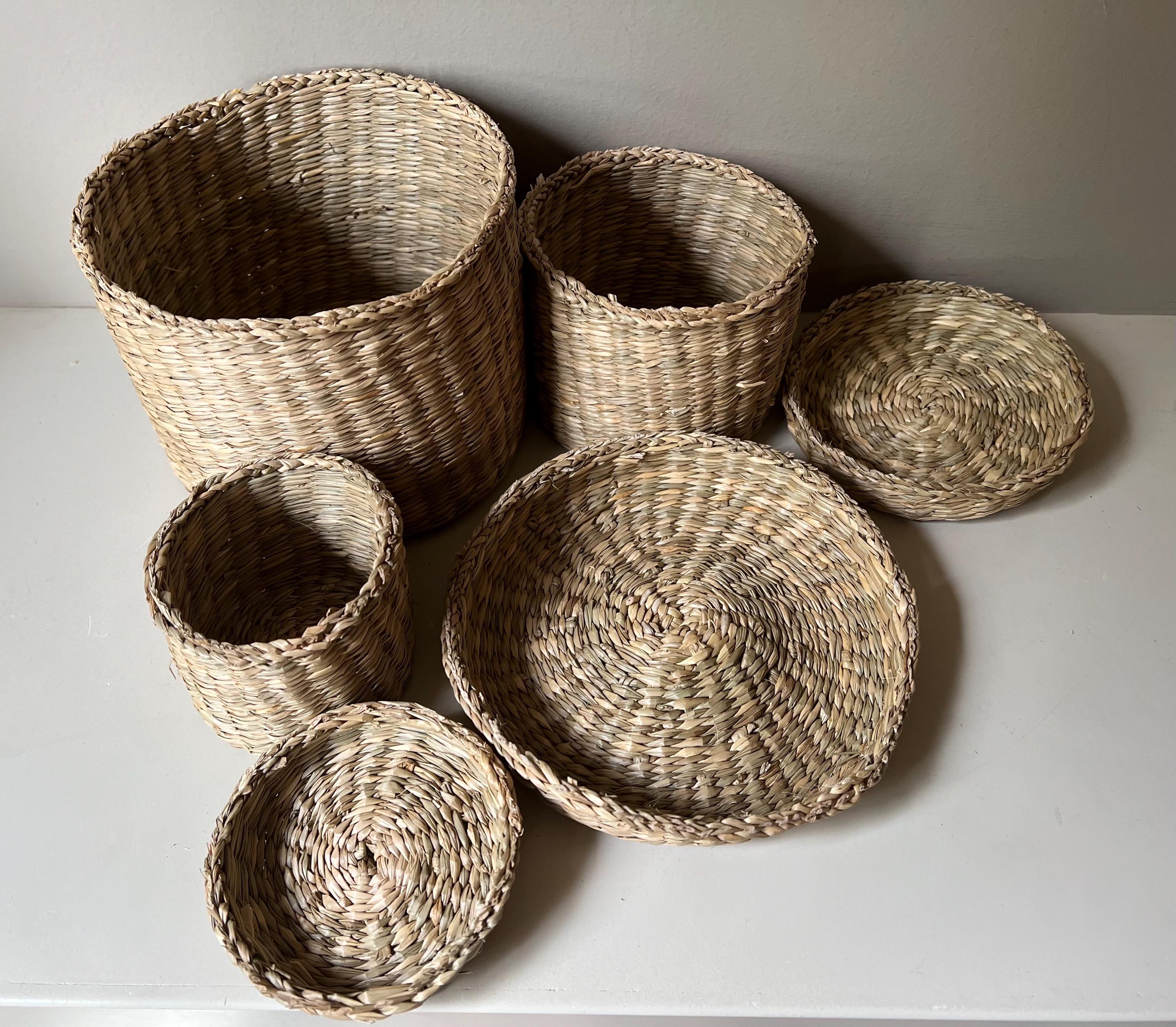 Three Nesting Baskets// Grass Design of Vintage Finely Woven Container ...