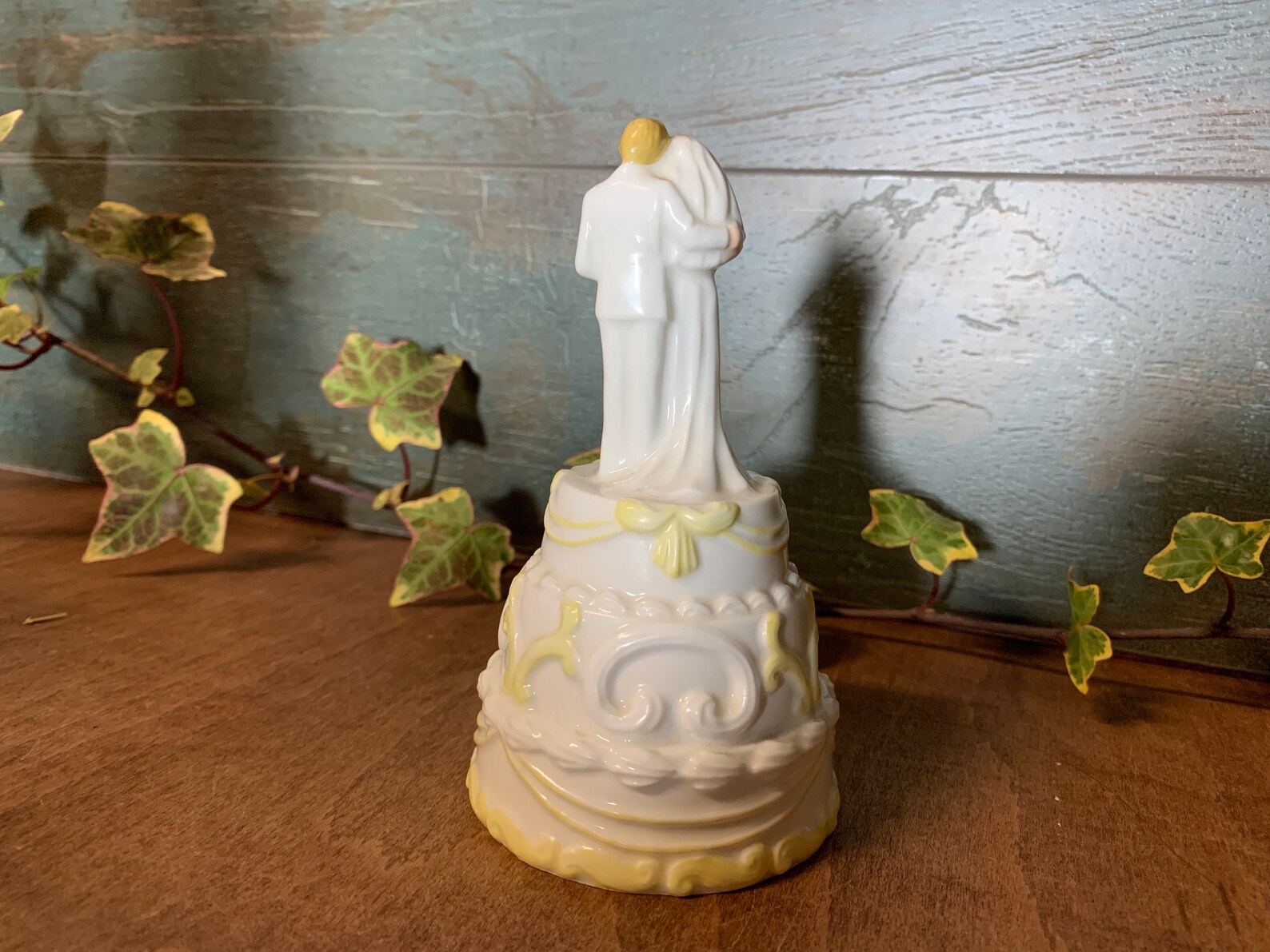 ENESCO Porcelain Bell Wedding Bell Vintage Bell - Etsy