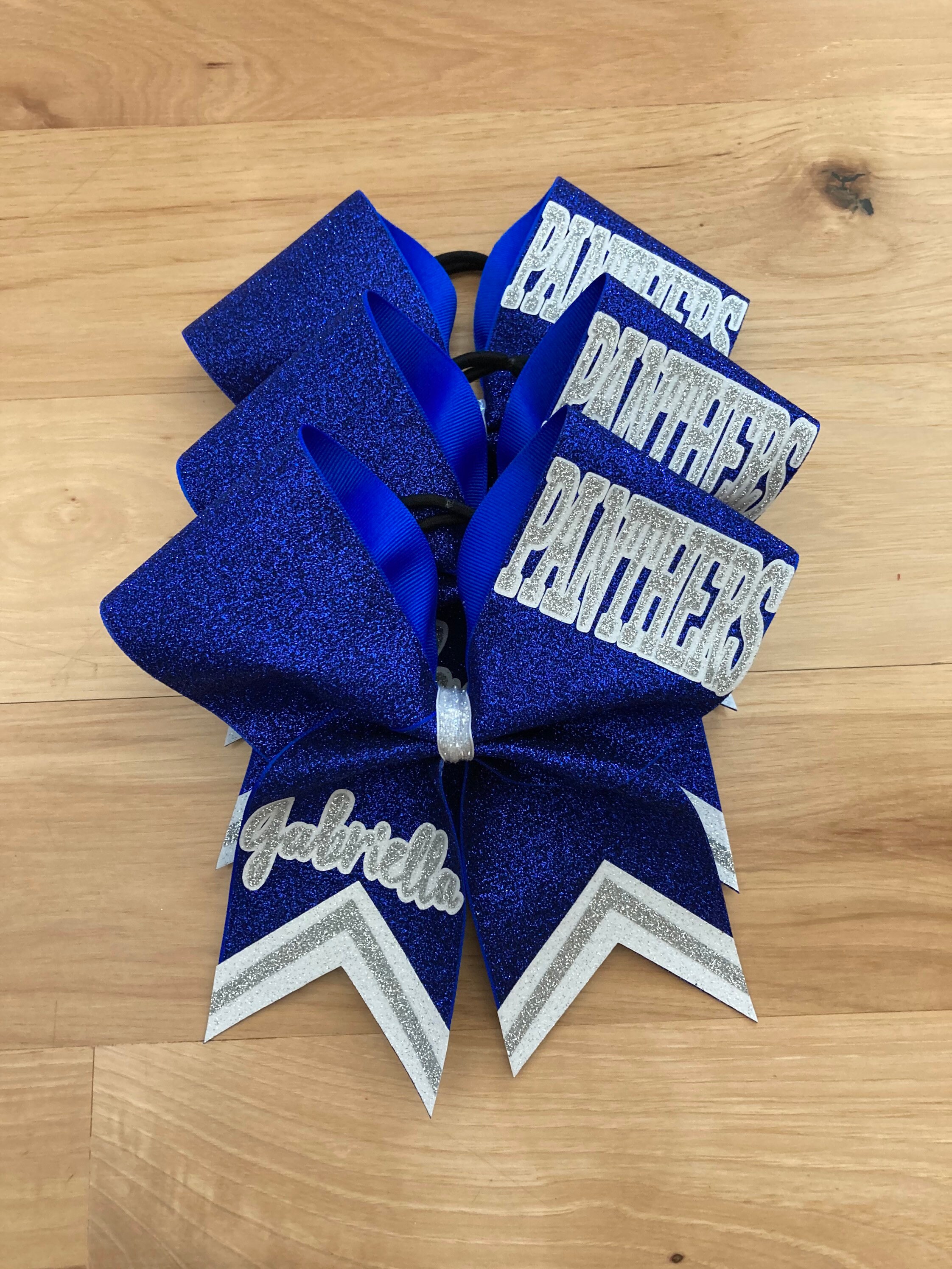 Custom Cheer Bows made in your team colors. Price listed is | Etsy