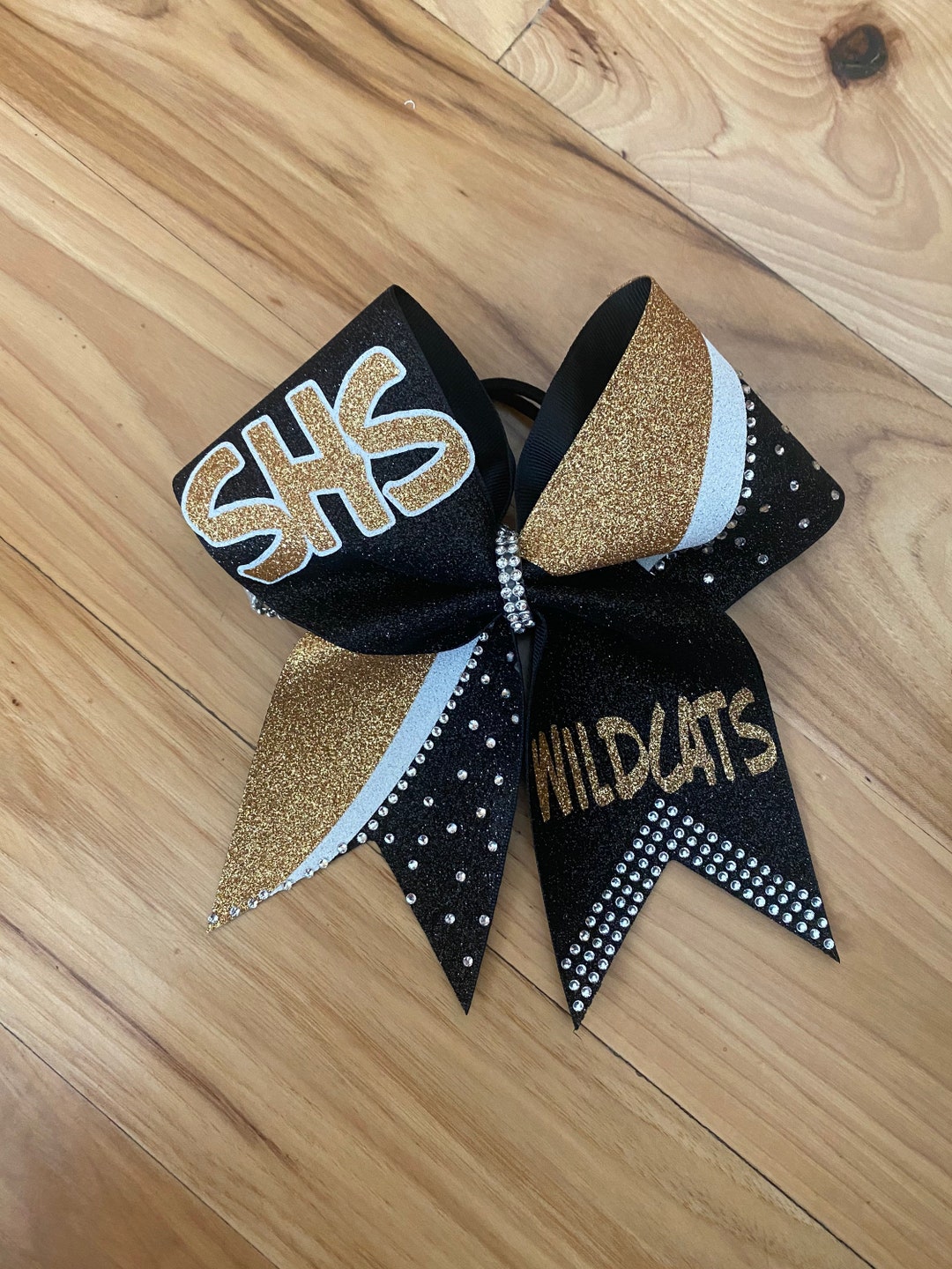 Custom Cheer Bows Designed in Your Team Colors. Price Listed is per ...