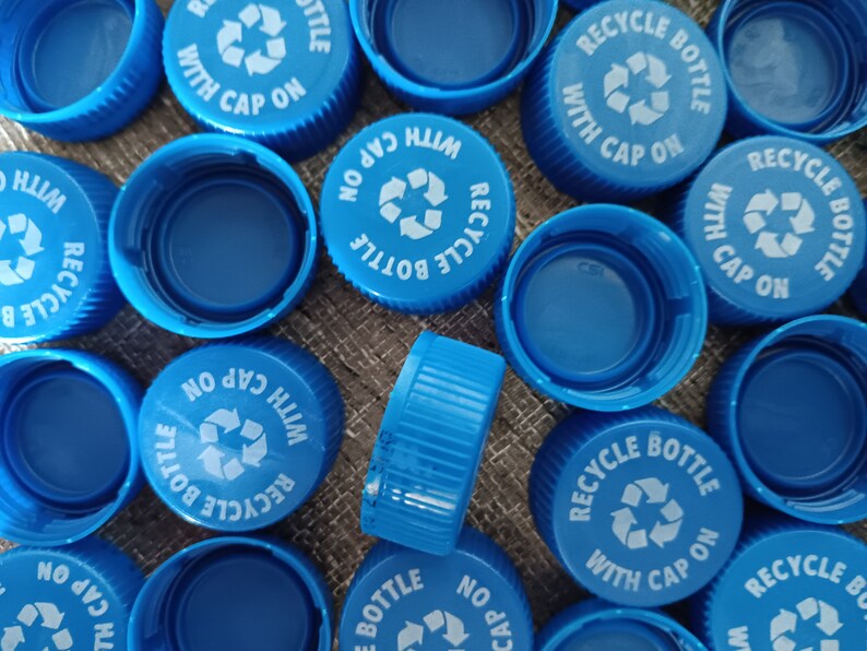 100 Blue Plastic Screw Top Bottle Caps - Craft Project - Etsy