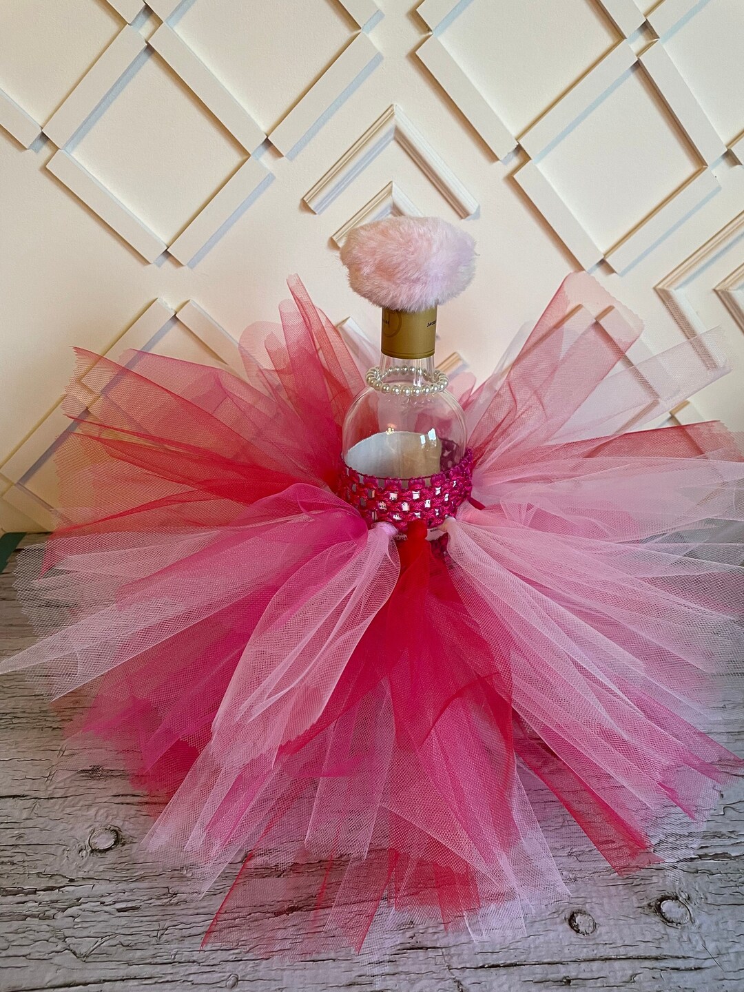 Red, White and Pink Wine Bottle Cover, Tulle Wine Table Decor, Wine ...
