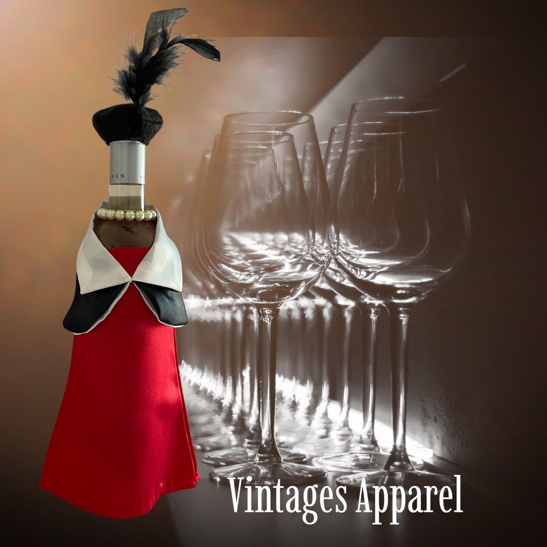 Red, Black and White Wine Bottle Cover, Hostess Wine Gift, Fabric Wine ...