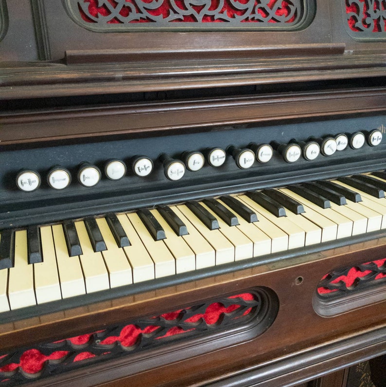 Antique 1800s Western Cottage / Musical Instrument | Pump Organ ...