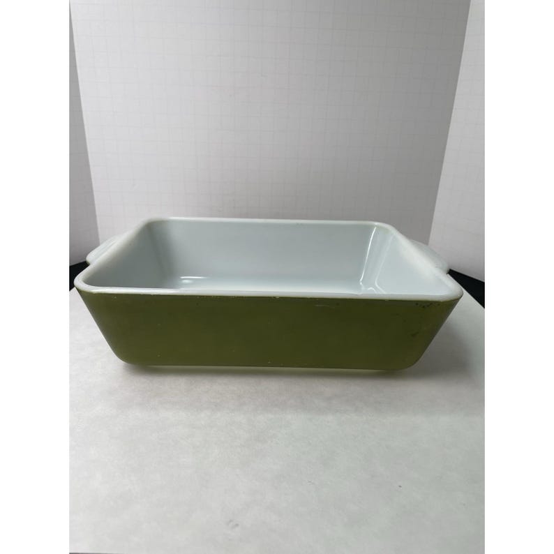 Vintage 1969 Pyrex Verde Avocado Olive Solid Green 1.5 Qt Refrigerator ...