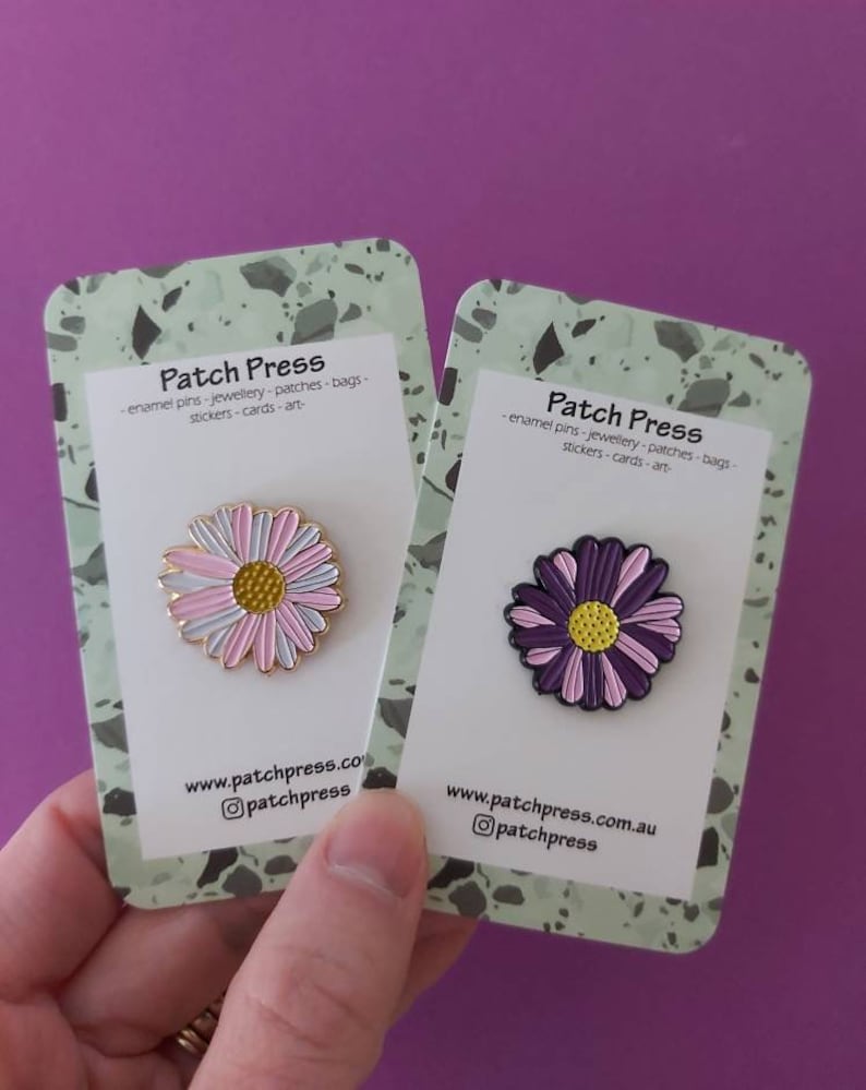 Australian Daisy Flower Enamel Lapel Pin Badge | Etsy