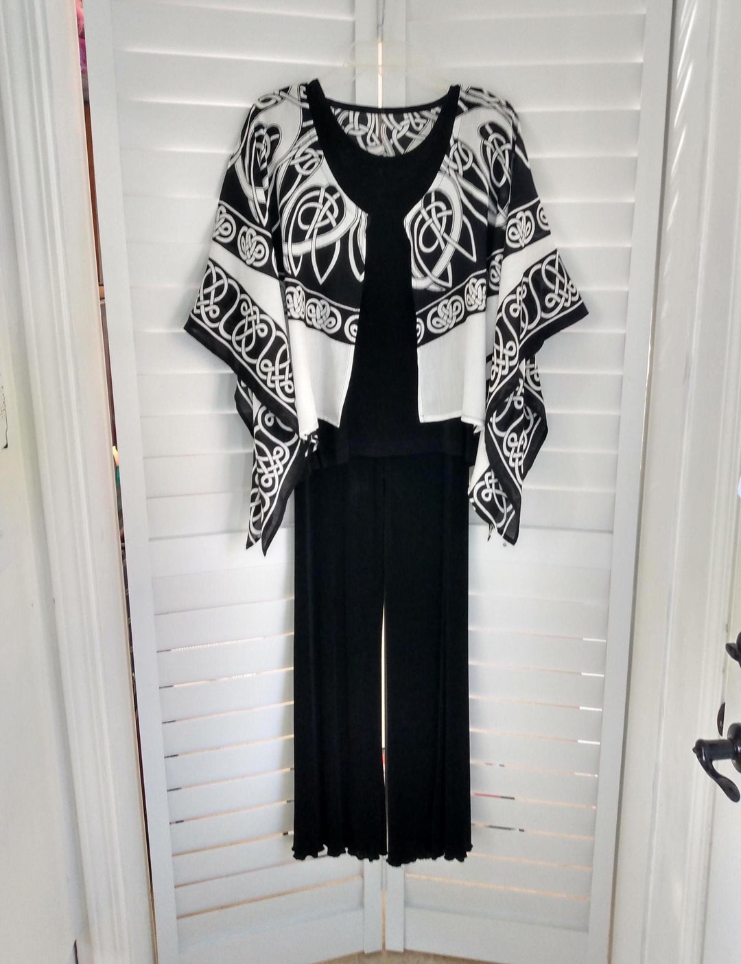 Celtic Design Batik Lagenlook Topper, Crop Kimono, Shrug, Caftan, Robe ...