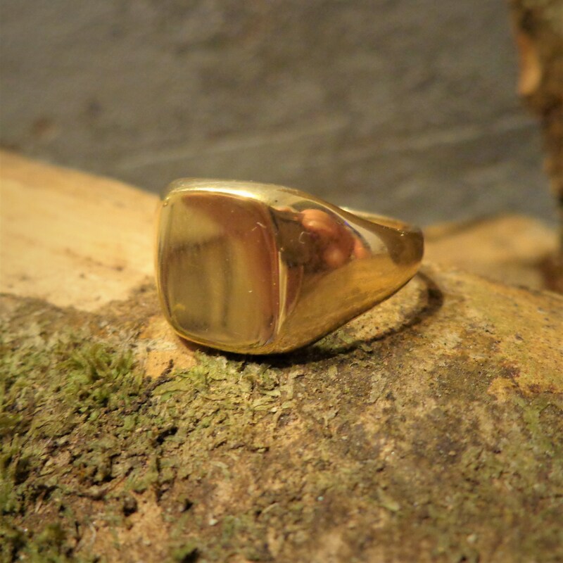 Gold Signet Ring - Etsy