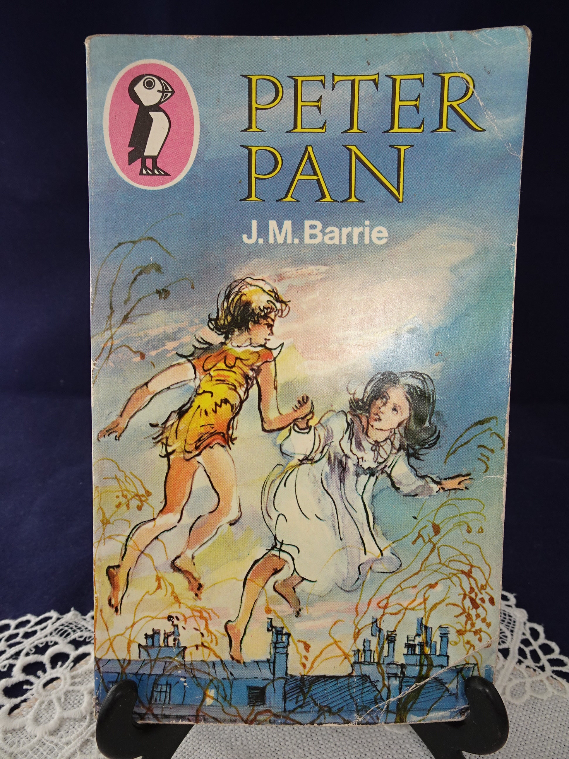 Peter Pan J.M. Barrie Vintage Puffin Book 1974 - Etsy