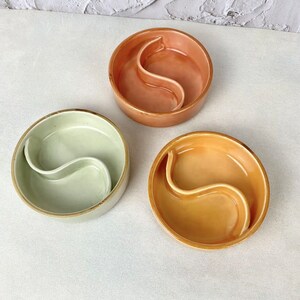 Ceramic Dipping Dish Set of 3, Colorful Round Bowls With Divider, Queso ...