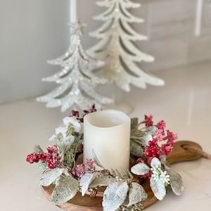 Farmhouse Christmas Winter Candle Ring, Farmhouse Christmas Decoration ...