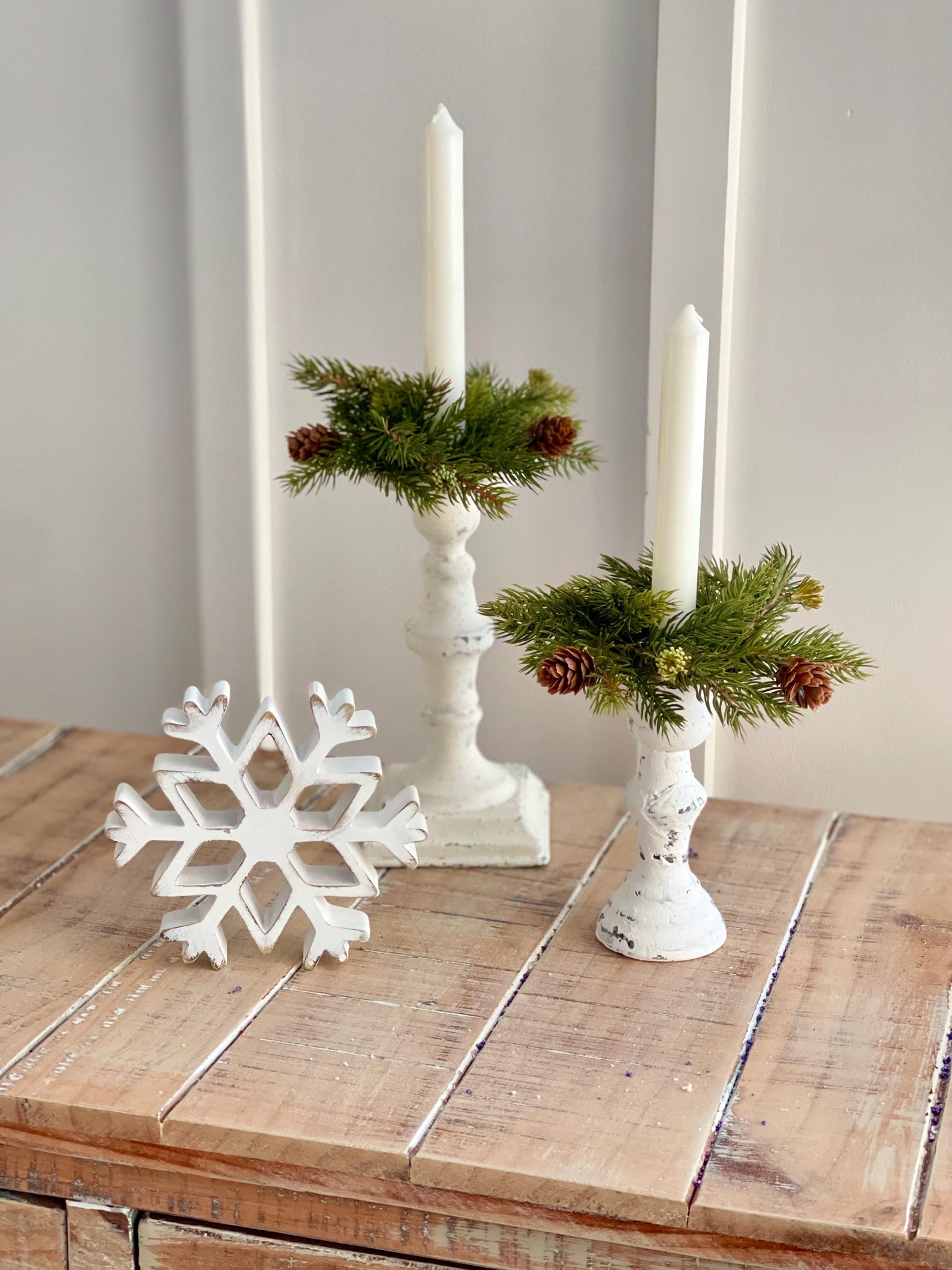 Christmas Farmhouse Taper Candle Ring, White Spruce Evergreen Taper ...