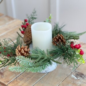 Farmhouse Traditional Christmas Candle Ring, Farmhouse Red and Green ...