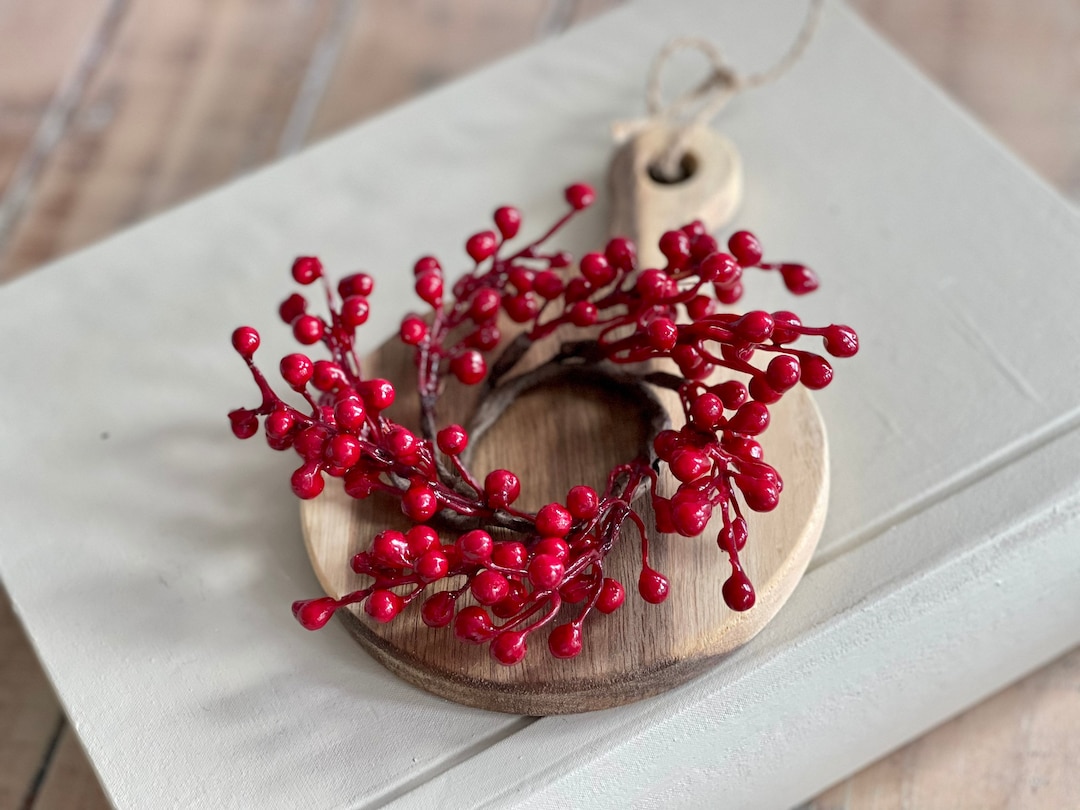 Red Berry Christmas Farmhouse Taper Candle Ring, Napkin Ring,1 1/2 in ...