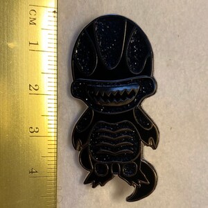 Xenomorph Pin, Alien, Horror Pin, Badge, Hard Enamel Pin, Pin, Classic ...