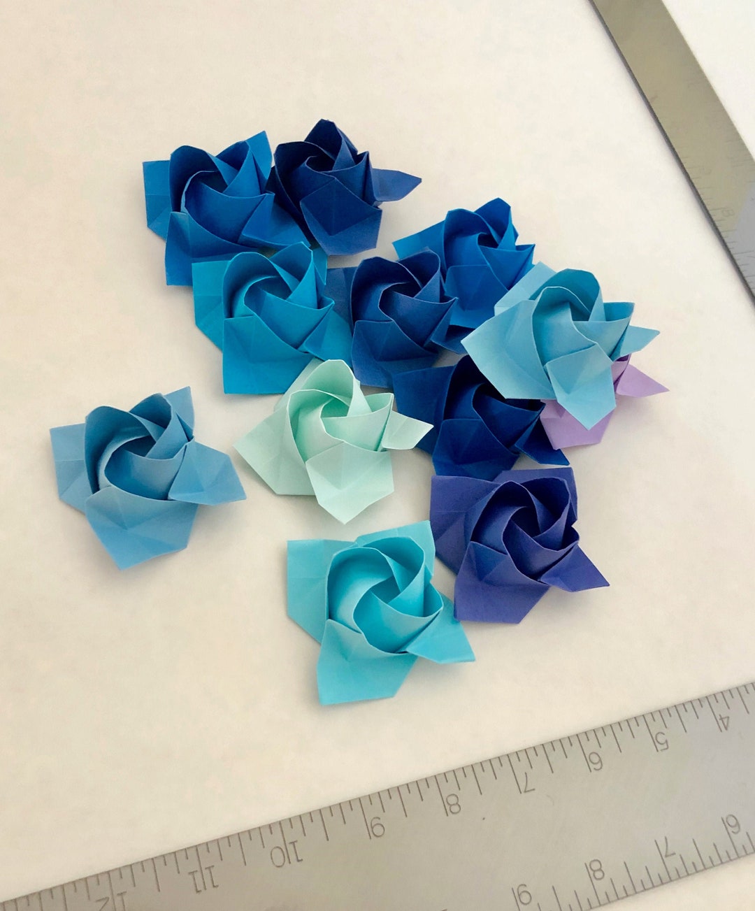 12 Origami Blue Roses - Etsy