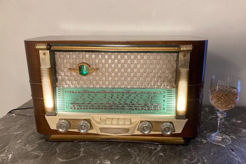 Radio à tube restaurée Rare ancienne radio à tube française Art Déco ...