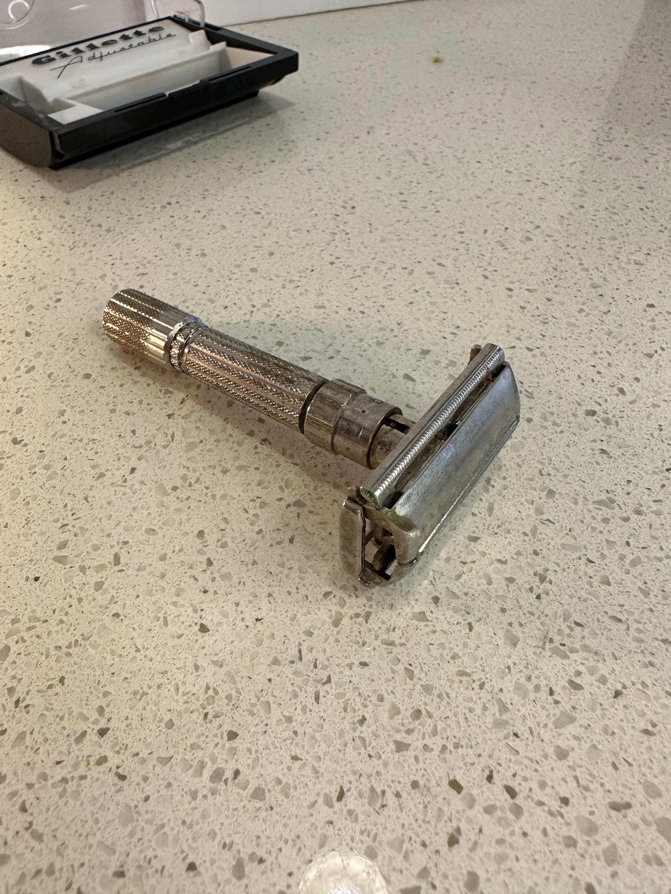 1960s Gillette Fatboy Adjustable Razor in Case With Extra Spoiler ...
