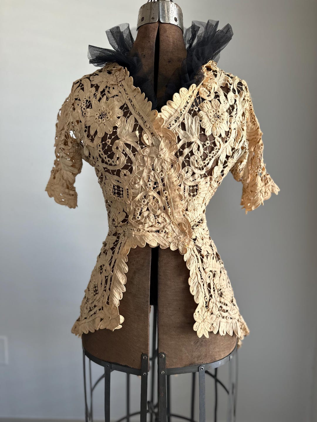 Stunning 1800s Edwardian Era Gold and Camel Battenburg Lace Petal ...