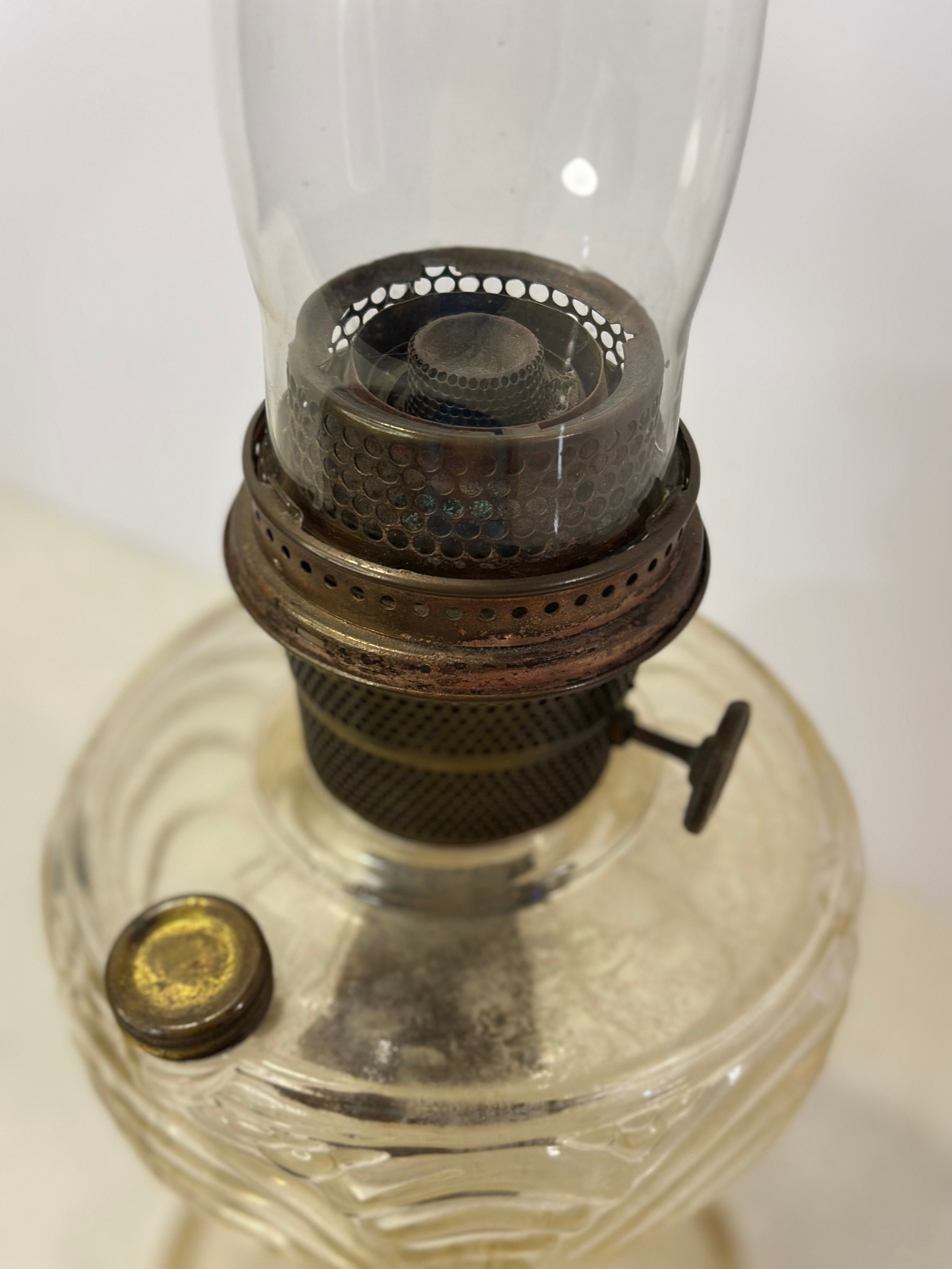 Antique Nu-type Model B Aladdin by the Mantle Lamp Co. in Washington ...