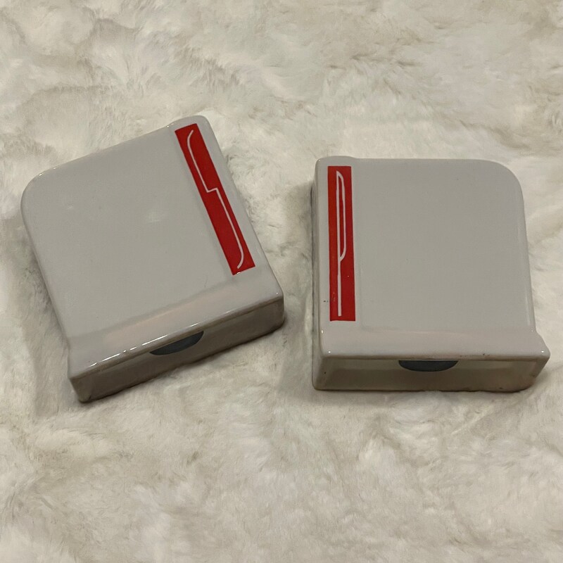 Red Top Salt Pepper - Etsy