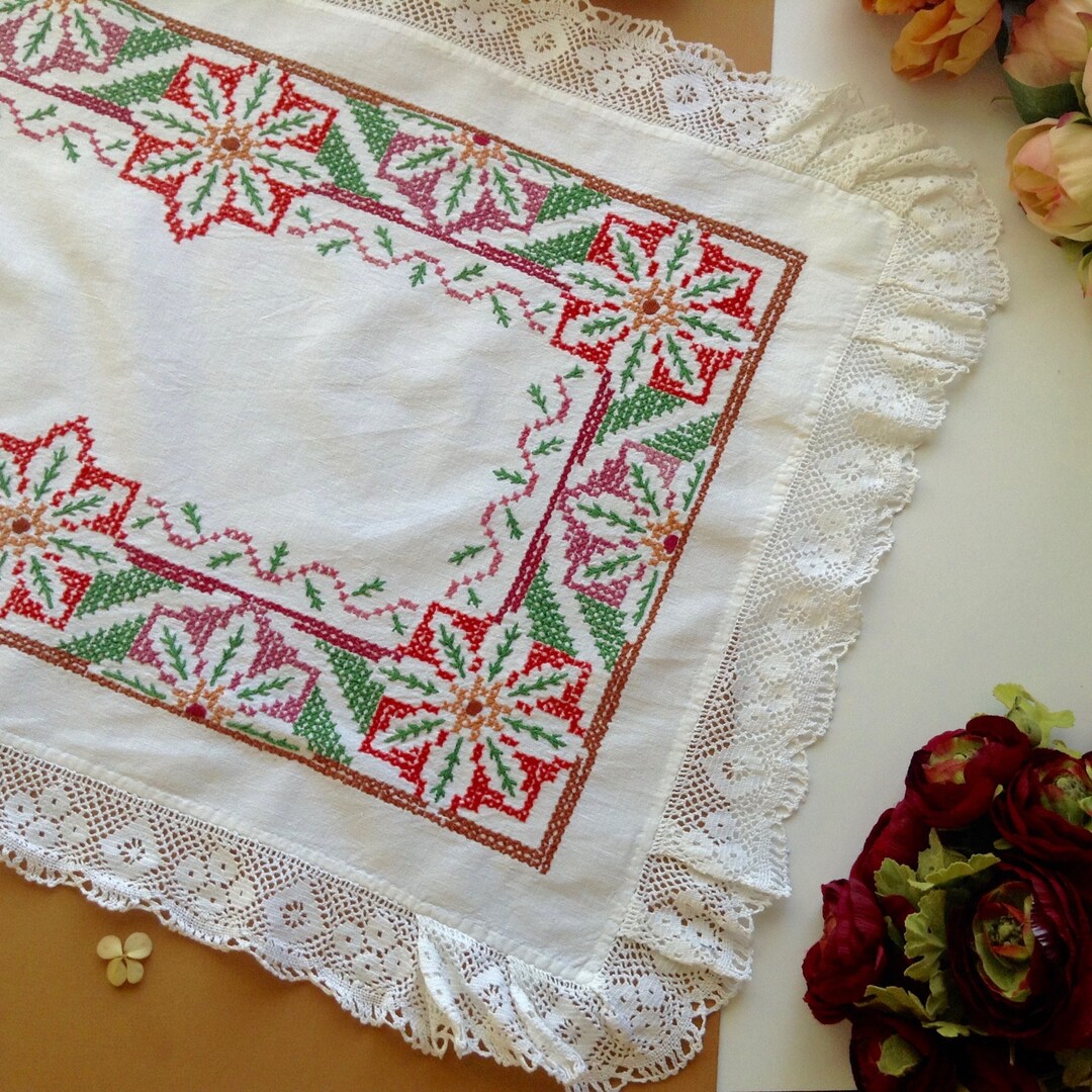 Vintage Rectangular White Lace Table Runner, Vintage Cross Stitch ...