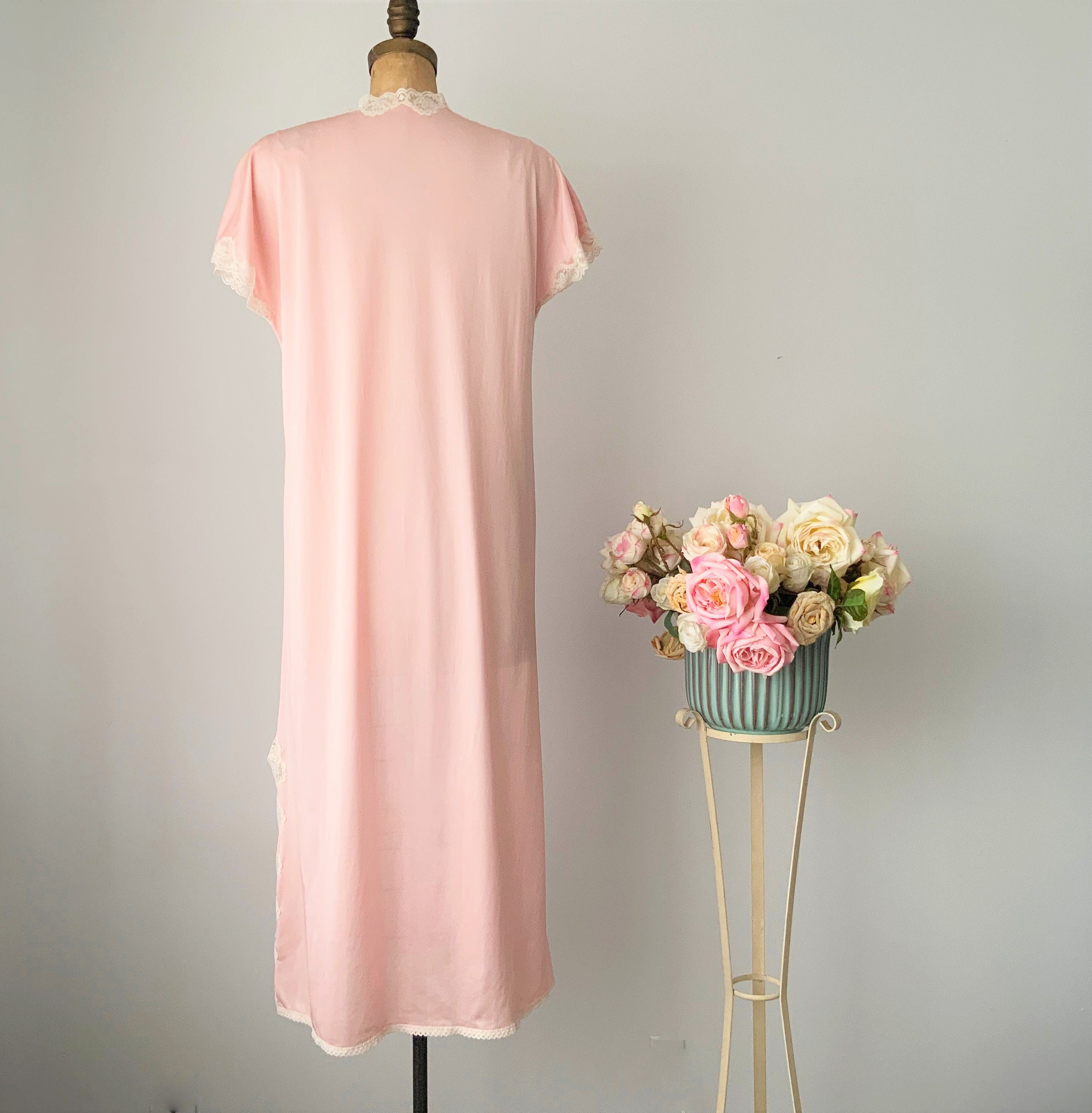 Vintage Peach Color Cheongsam Style Nightgown, Nylon Nightgown With ...
