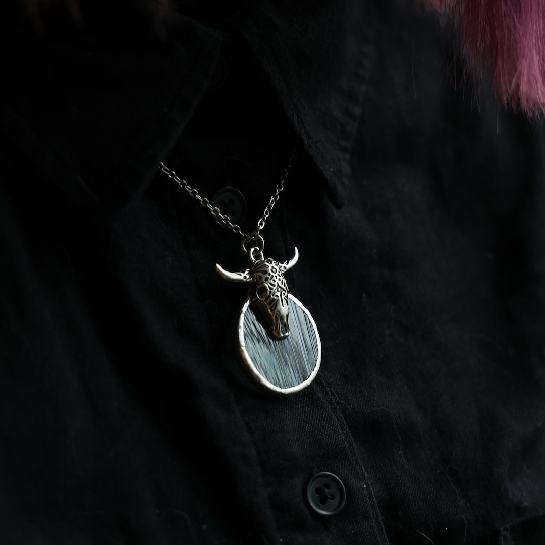 Occult Bull Skull Necklace, Pagan Ram Skull Pendant, Wiccan Jewelry - Etsy