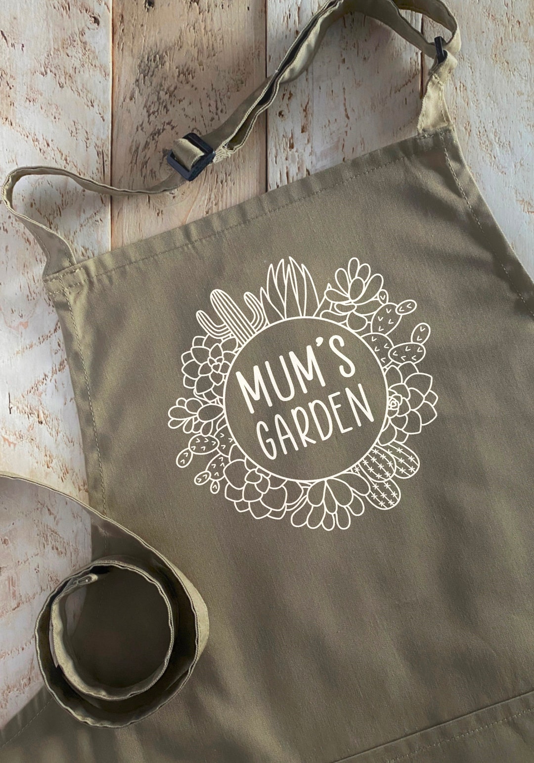 Mum's/mom's Garden Apron | Choice of Apron Colour | Gardeners Gift ...