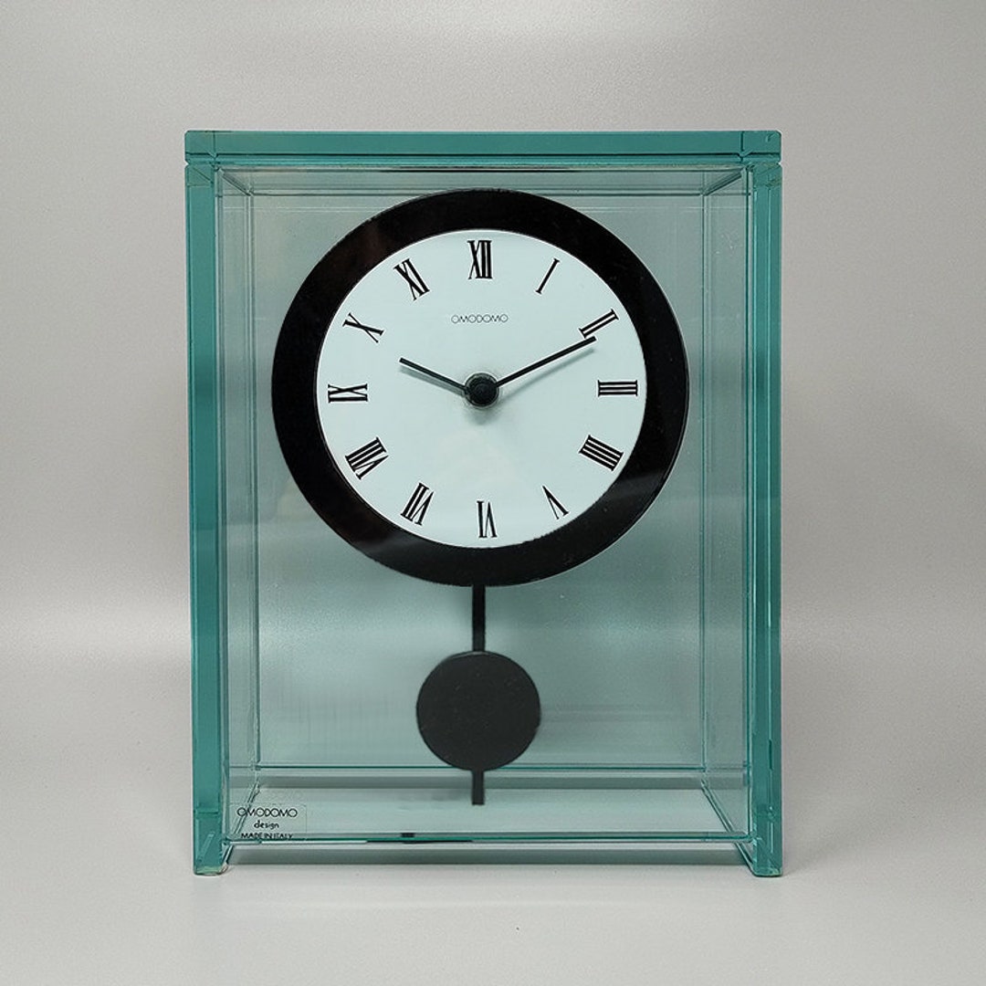 1970s Astonishing Pendulum Clock by Omodomo in Crystal. Made in Italy ...